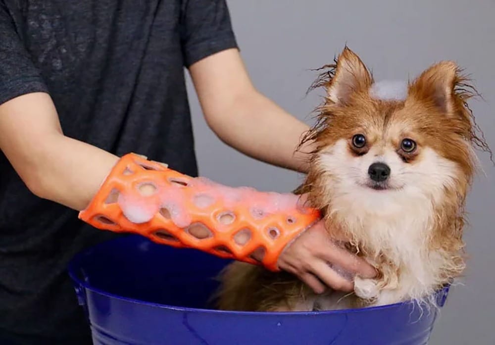 This Revolutionary New Cast Is Itch-Free And Waterproof